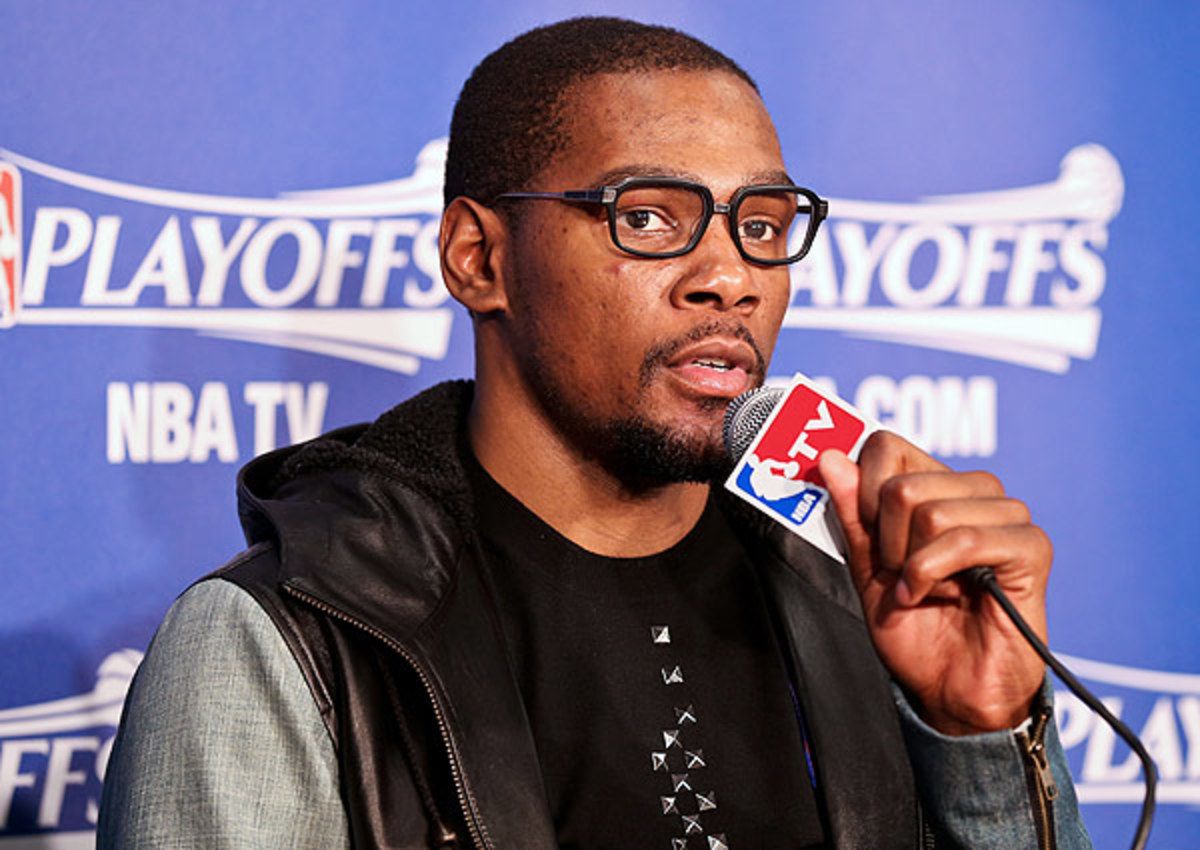 LeBron James, Kevin Durant among stars standing out on postgame podium ...