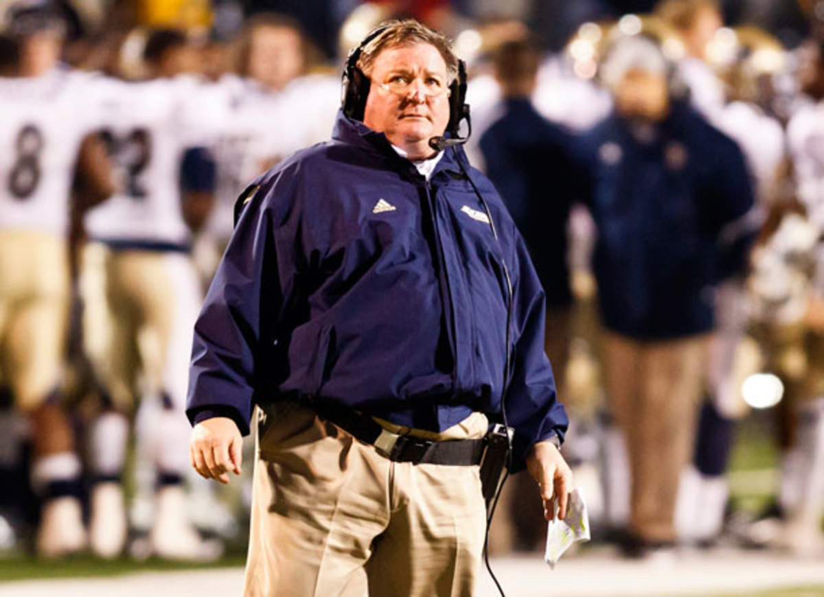 Terry Bowden looking to spark Akron in his second season at the helm in ...