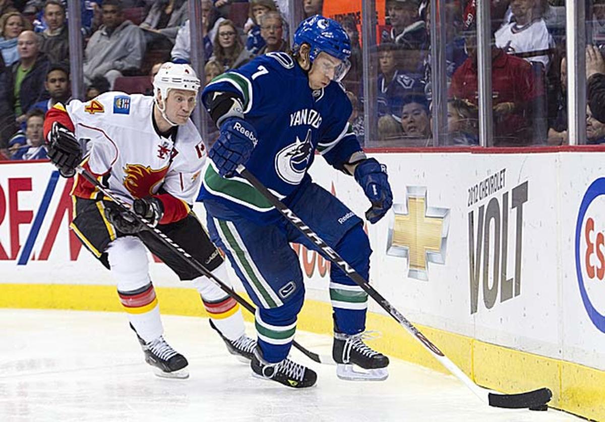 Groin strain shelves Canucks' Booth 4-6 weeks - Sports Illustrated