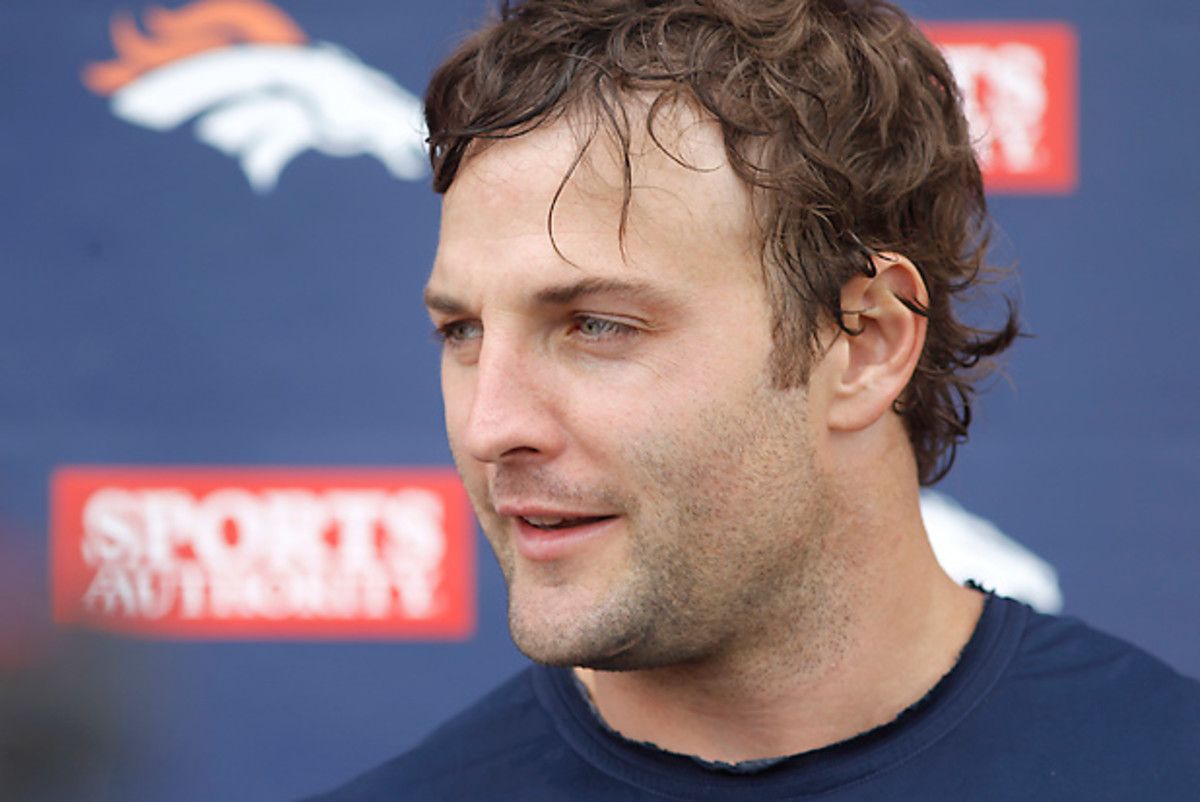 Off the Snap: Wes Welker ready to 'move on' after Patriots snub ...