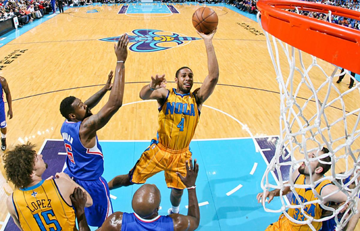 Los Angeles Lakers sign free-agent guard Xavier Henry - Sports Illustrated