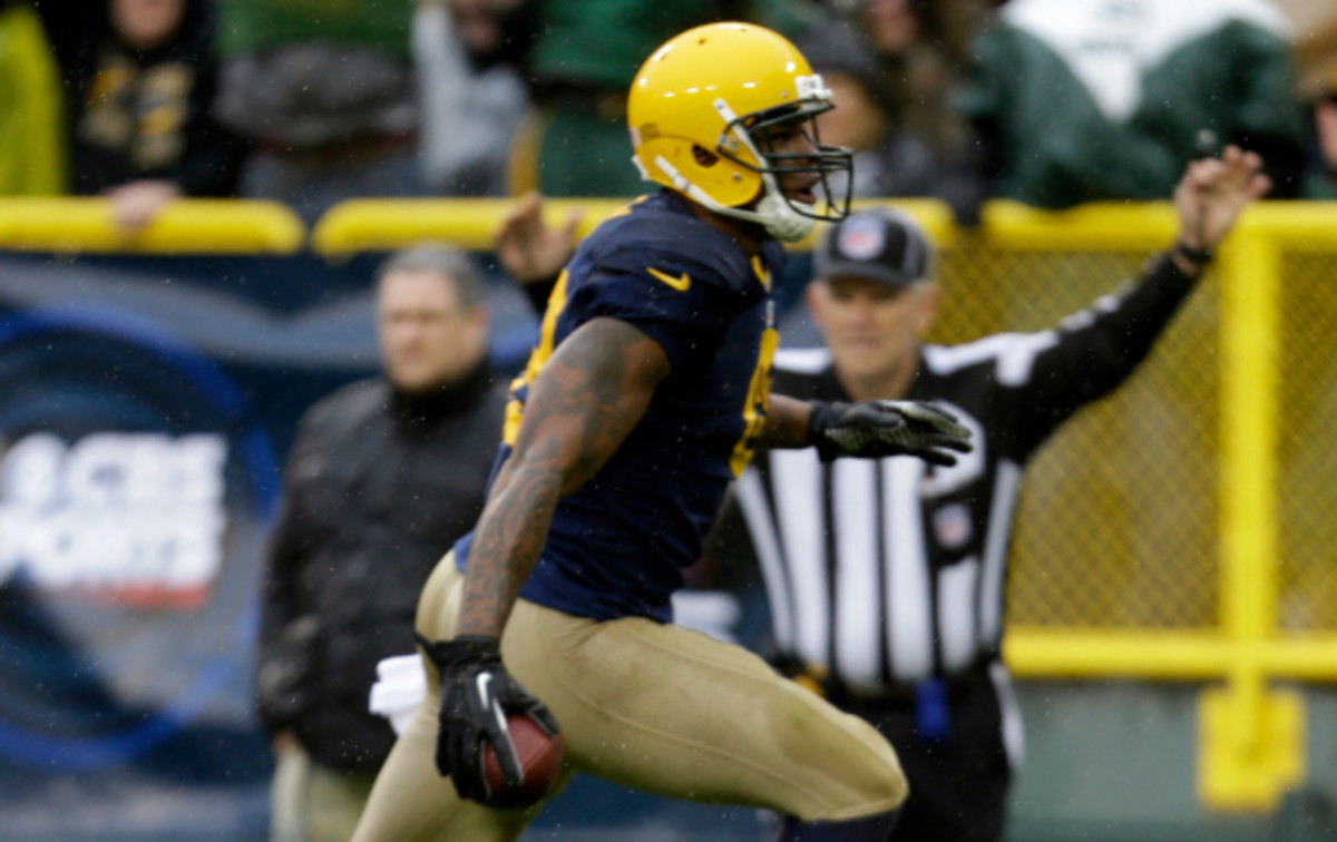 Report: Jermichael Finley is in intensive care, will not require neck ...
