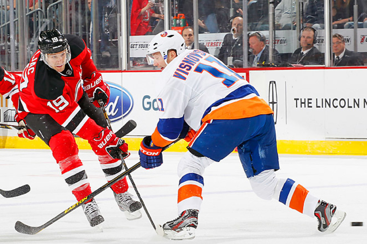 Islanders beat Devils 3-1, continue tight battle for postseason berth ...