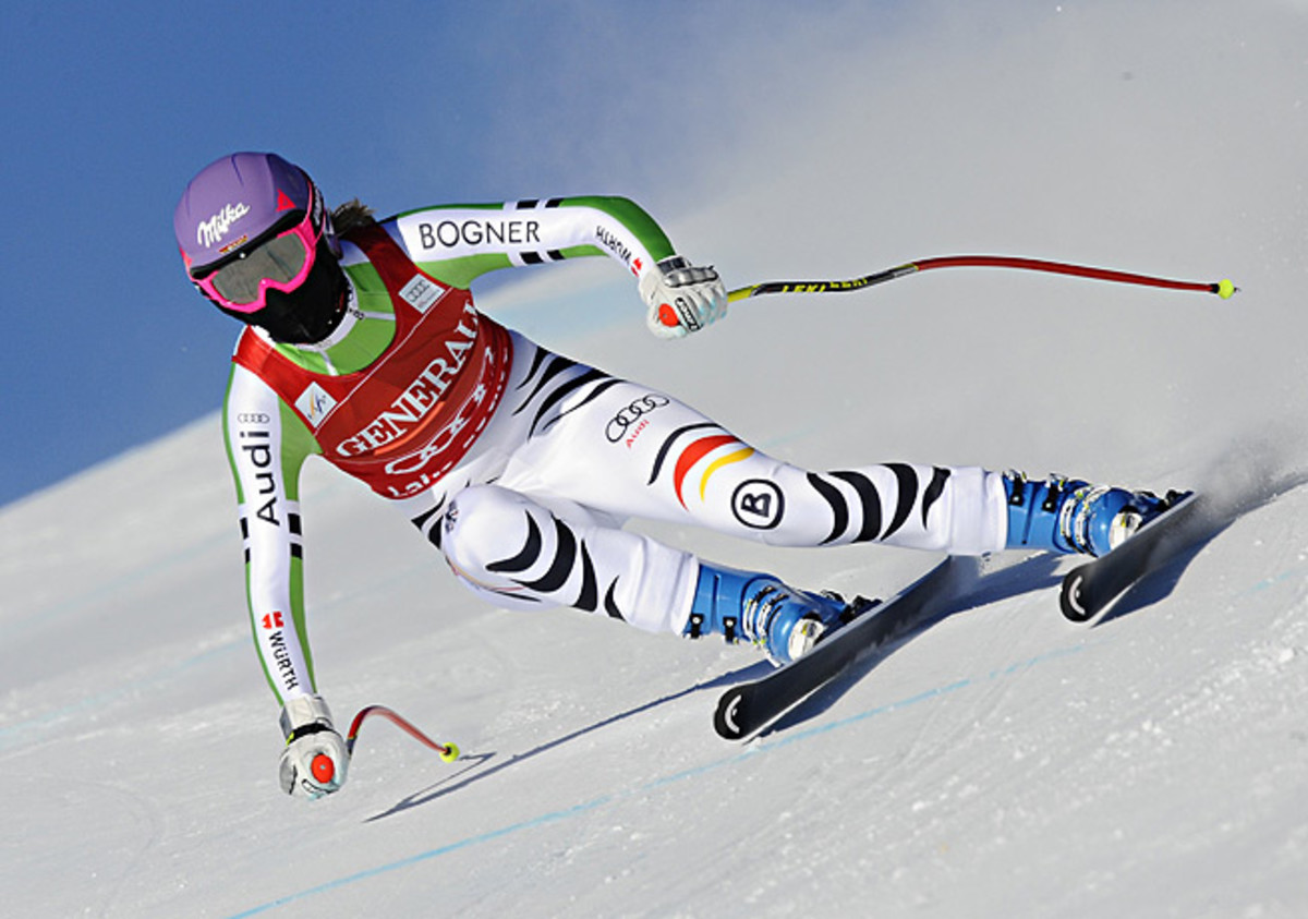 Maria Hoefl-Riesch wins Lake Louise downhill; Lindsey Vonn 11th ...