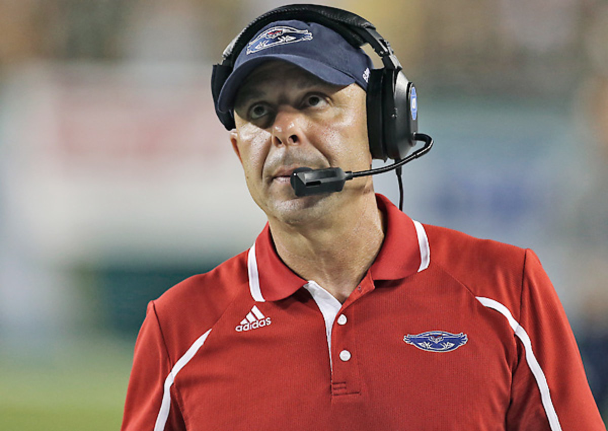 Report: Resigned FAU coach Carl Pelini denies illegal drug use, seeks ...