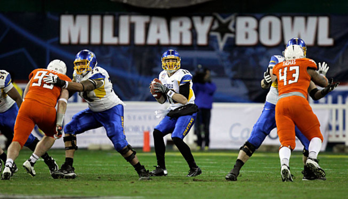 Military Bowl strikes deal with American Athletic Conference - Sports ...