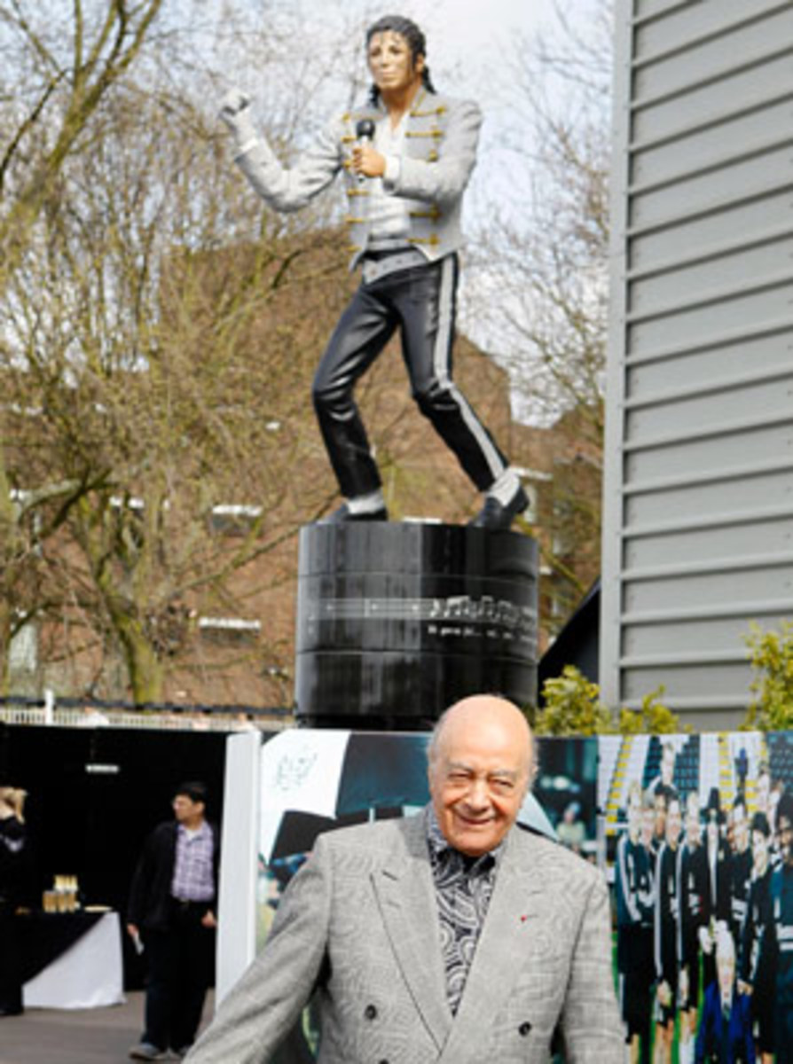 Michael Jackson statue removed from Fulham - Sports Illustrated