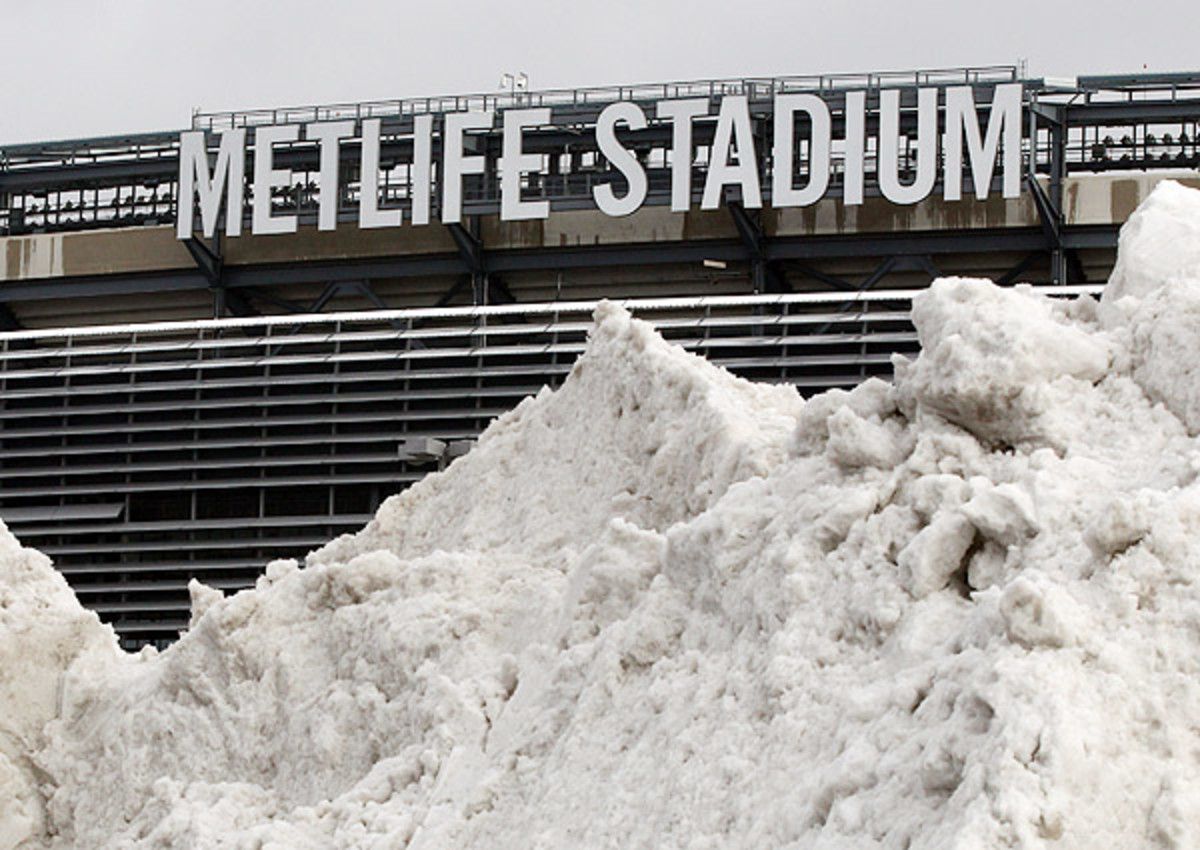 NFL could move Super Bowl XLVIII to Saturday or Monday if weather is ...