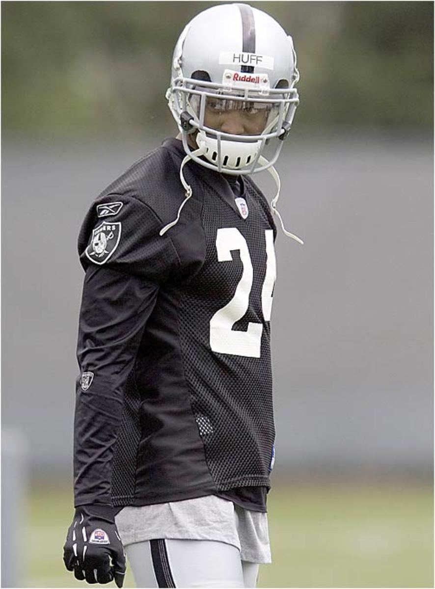 First Impressions: NFL Rookies Hit Camp - Sports Illustrated