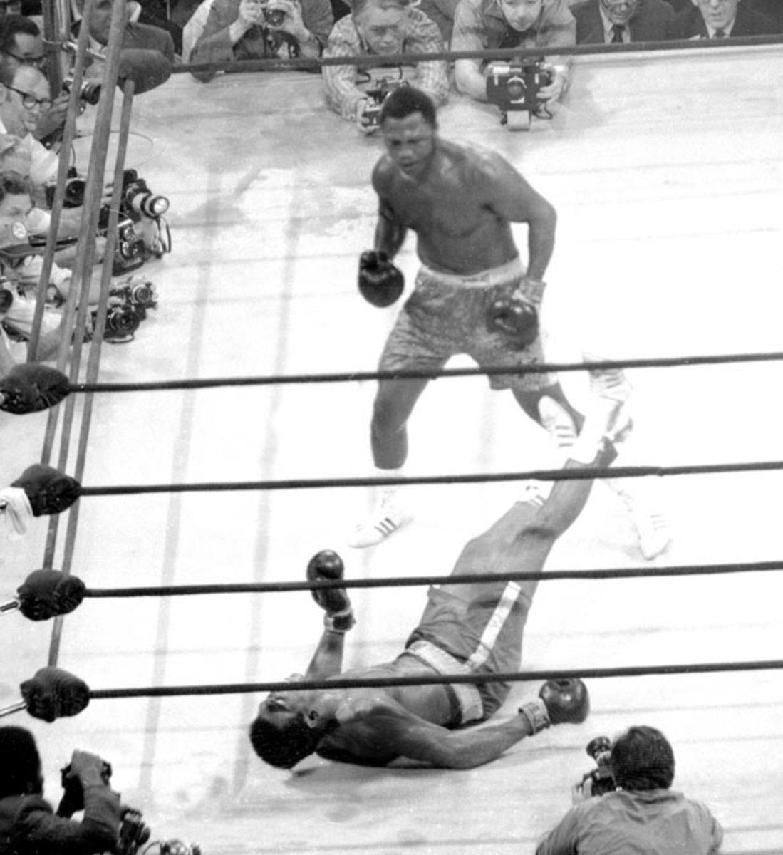 Back in Time: March 8 - Sports Illustrated