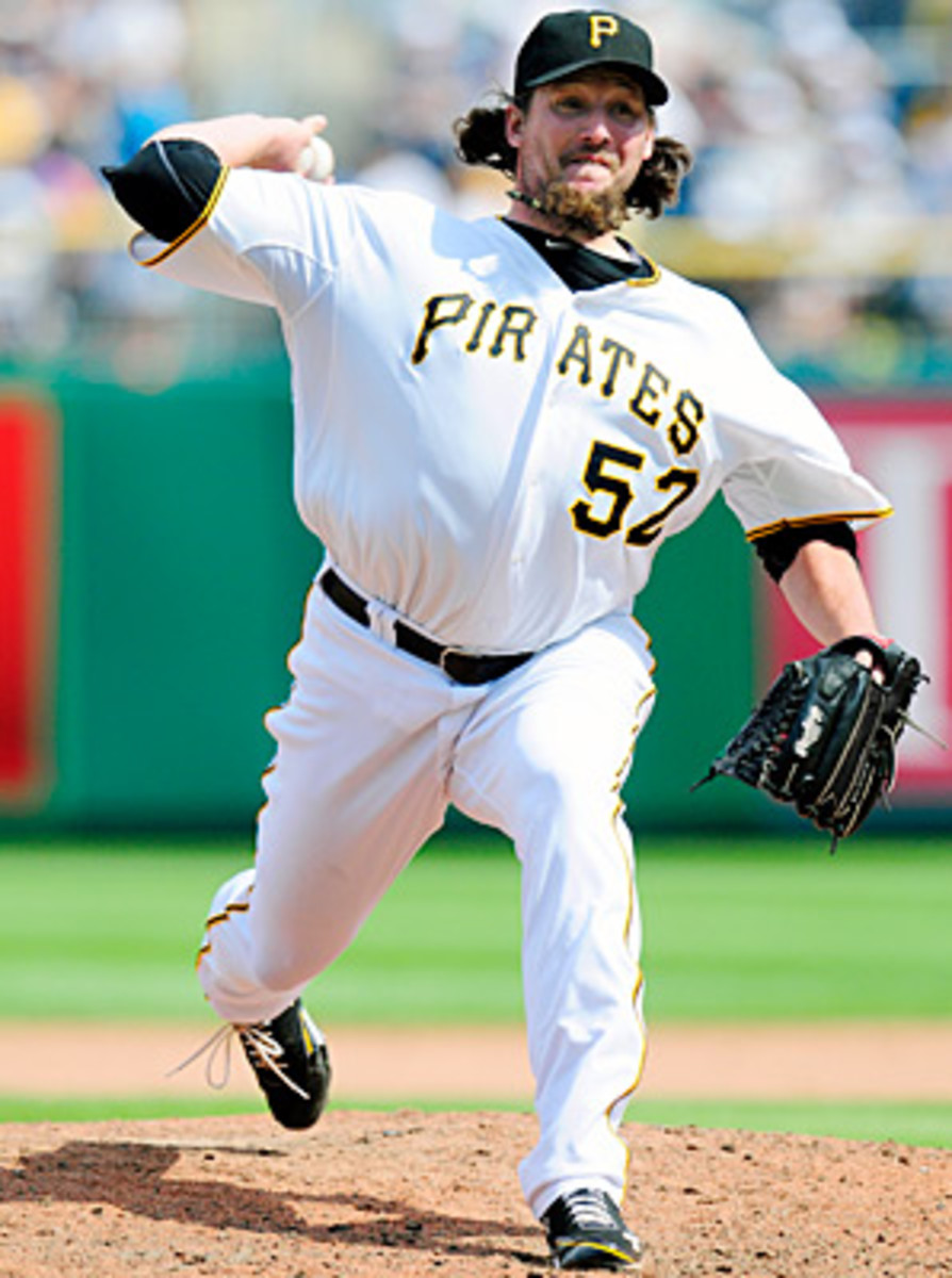 source: Pirates, Red Sox near deal for Hanrahan - Sports Illustrated