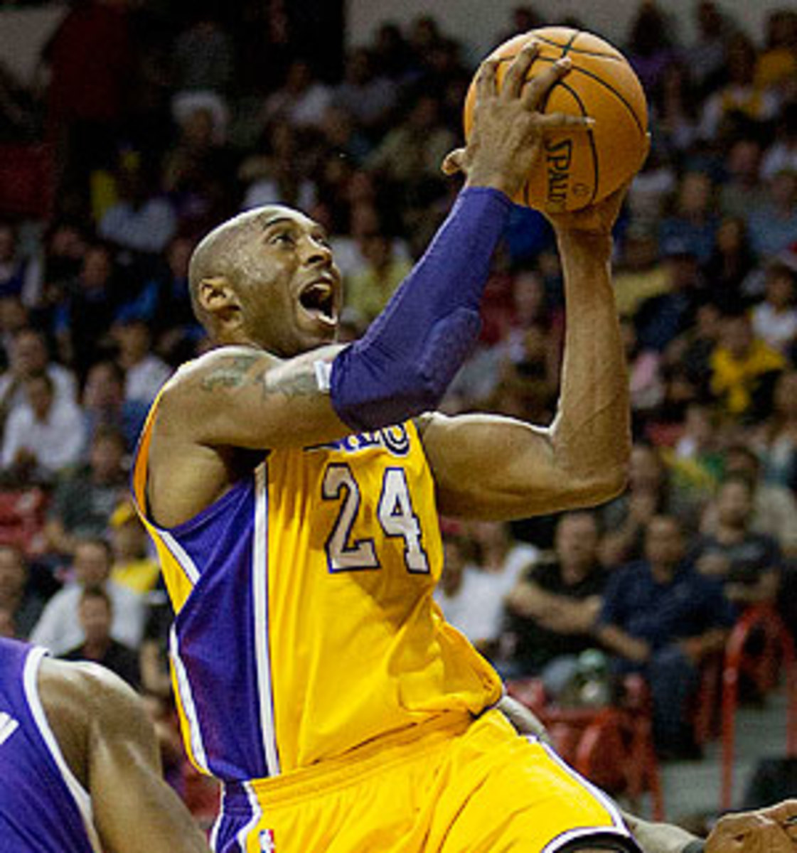 Lakers' Kobe Bryant (foot) '85 percent' sure he will play in season ...