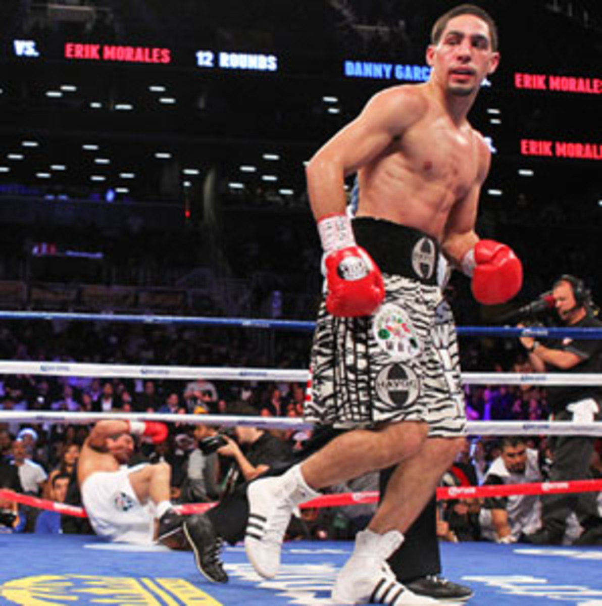 Bryan Armen Graham: Boxing's return to Brooklyn: one-sided fights and ...