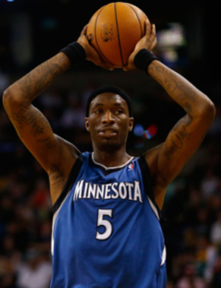 Timberwolves release Howard following serious knee injury - Sports ...
