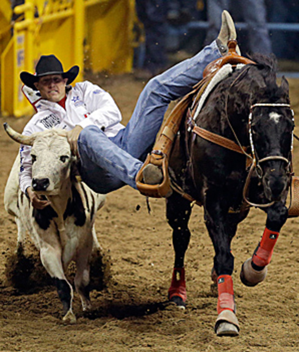 Brazile closes in on record-tying 18th rodeo title - Sports Illustrated