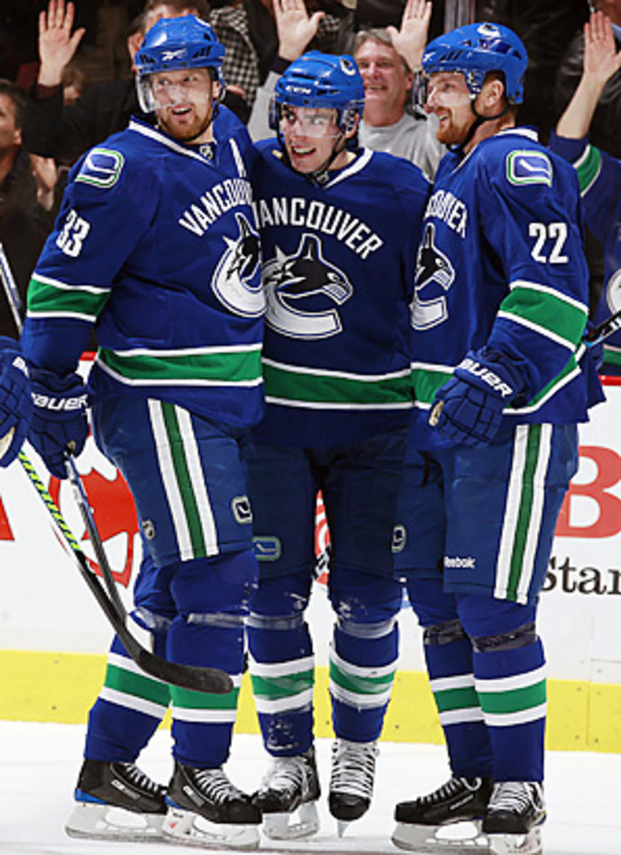 Ray Flowers: Canucks' top line lighting the lamp full-time - Sports ...