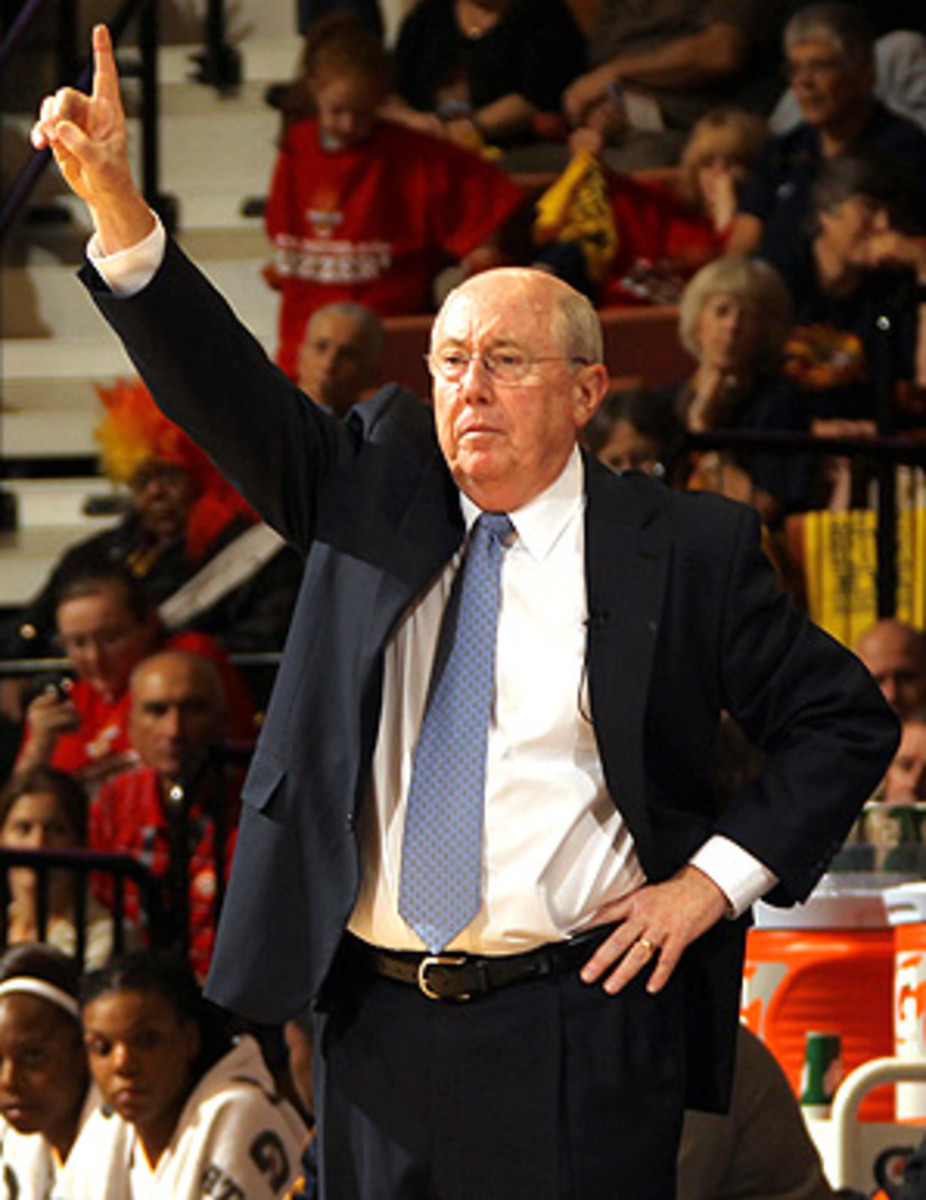 Connecticut Sun fire head coach Mike Thibault after ten seasons with no ...
