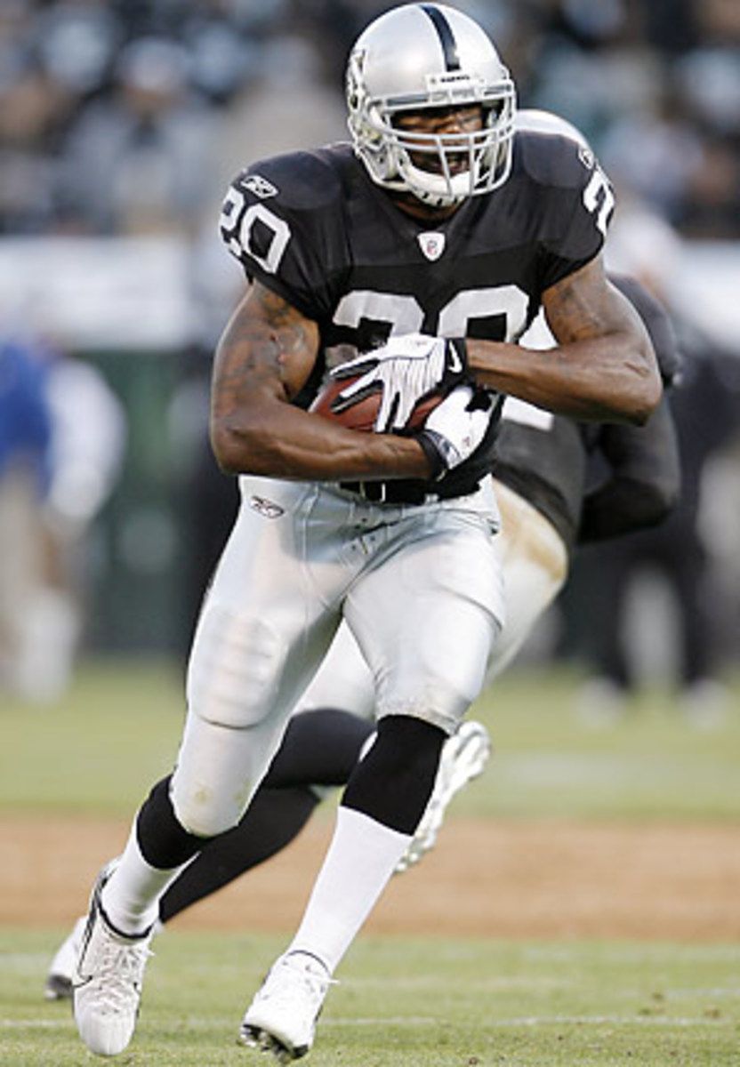 Raiders' McFadden, Panthers' Stewart leads rookie class of '08 - Sports ...