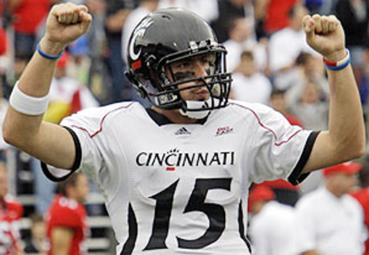 Gene Menez: Though shaken up, Tebow returns to front of Heisman race ...