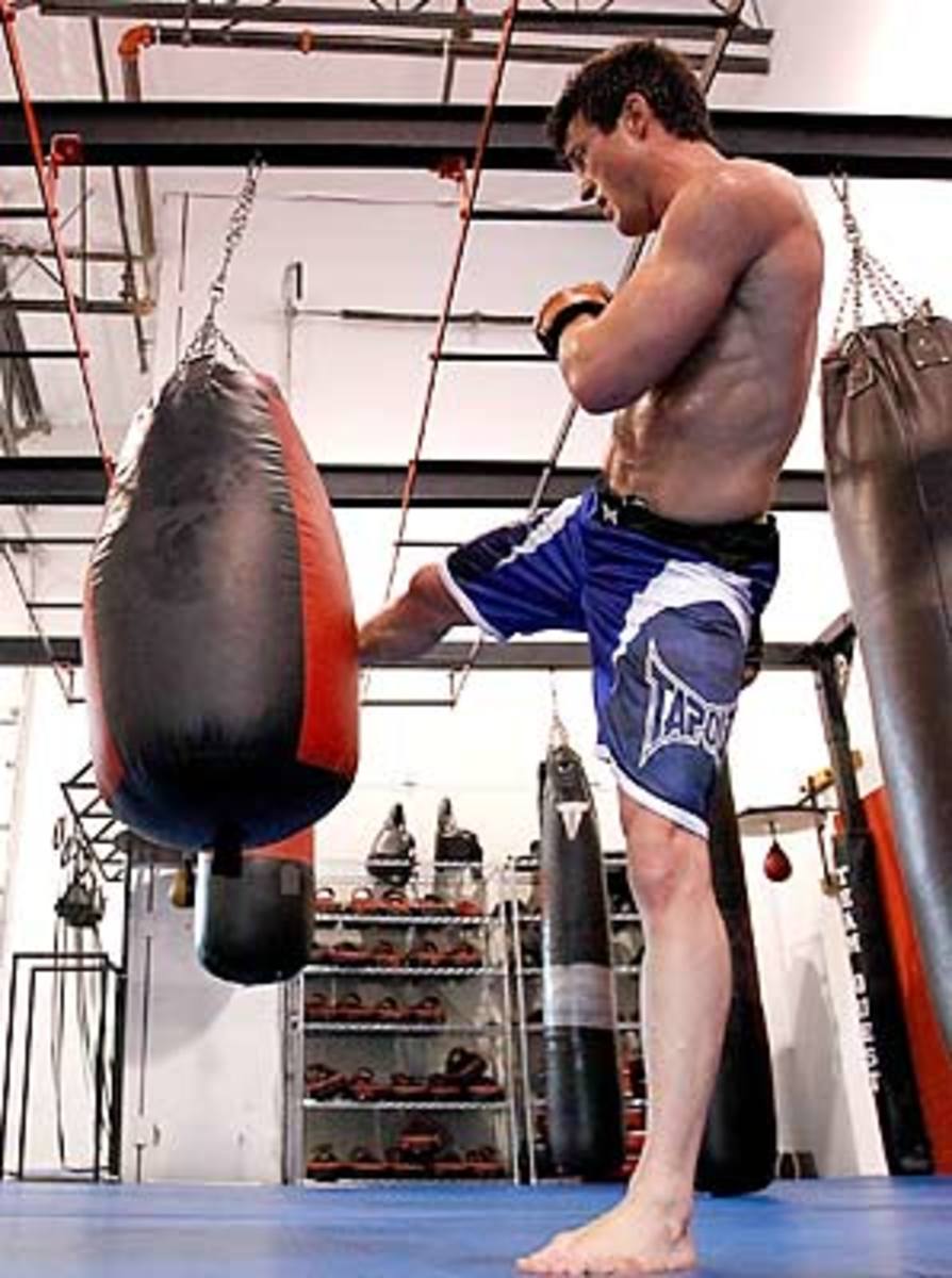 Bryan Armen Graham: Nutritionist Dolce paves way for Sonnen's dramatic ...