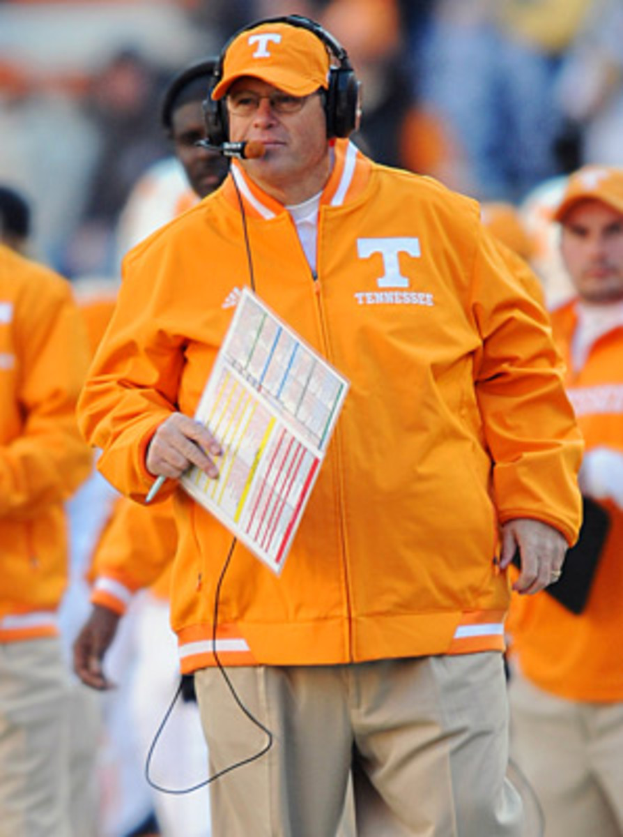 Tennessee's Jim Chaney joins Arkansas as offensive coordinator - Sports ...