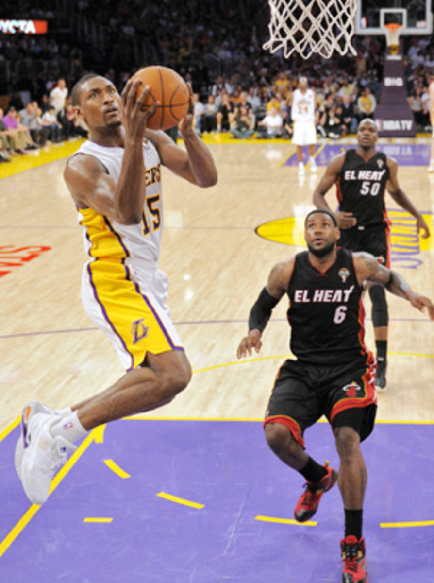 Sam Amick: Kobe chooses balance over points as Lakers take down Heat ...