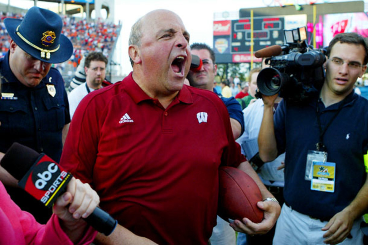 A familiar Badger returns for the Rose Bowl; more Designated Reads ...