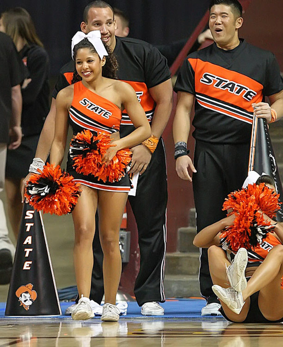 Cheerleader of the Week - Sports Illustrated