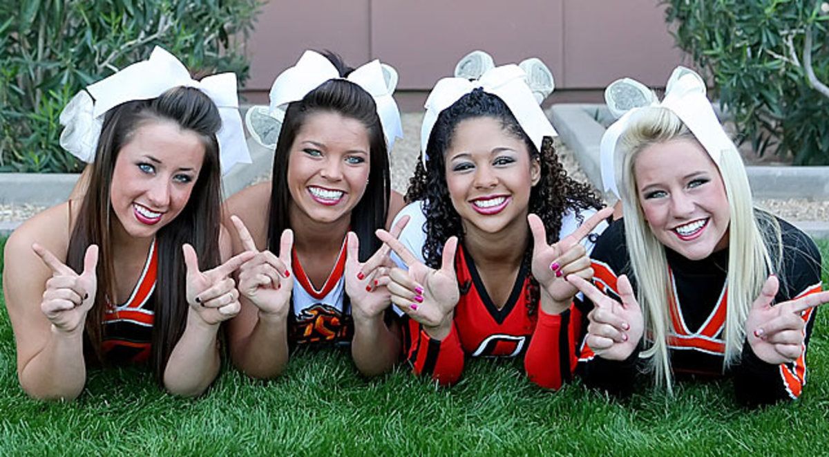Cheerleader of the Week - Sports Illustrated