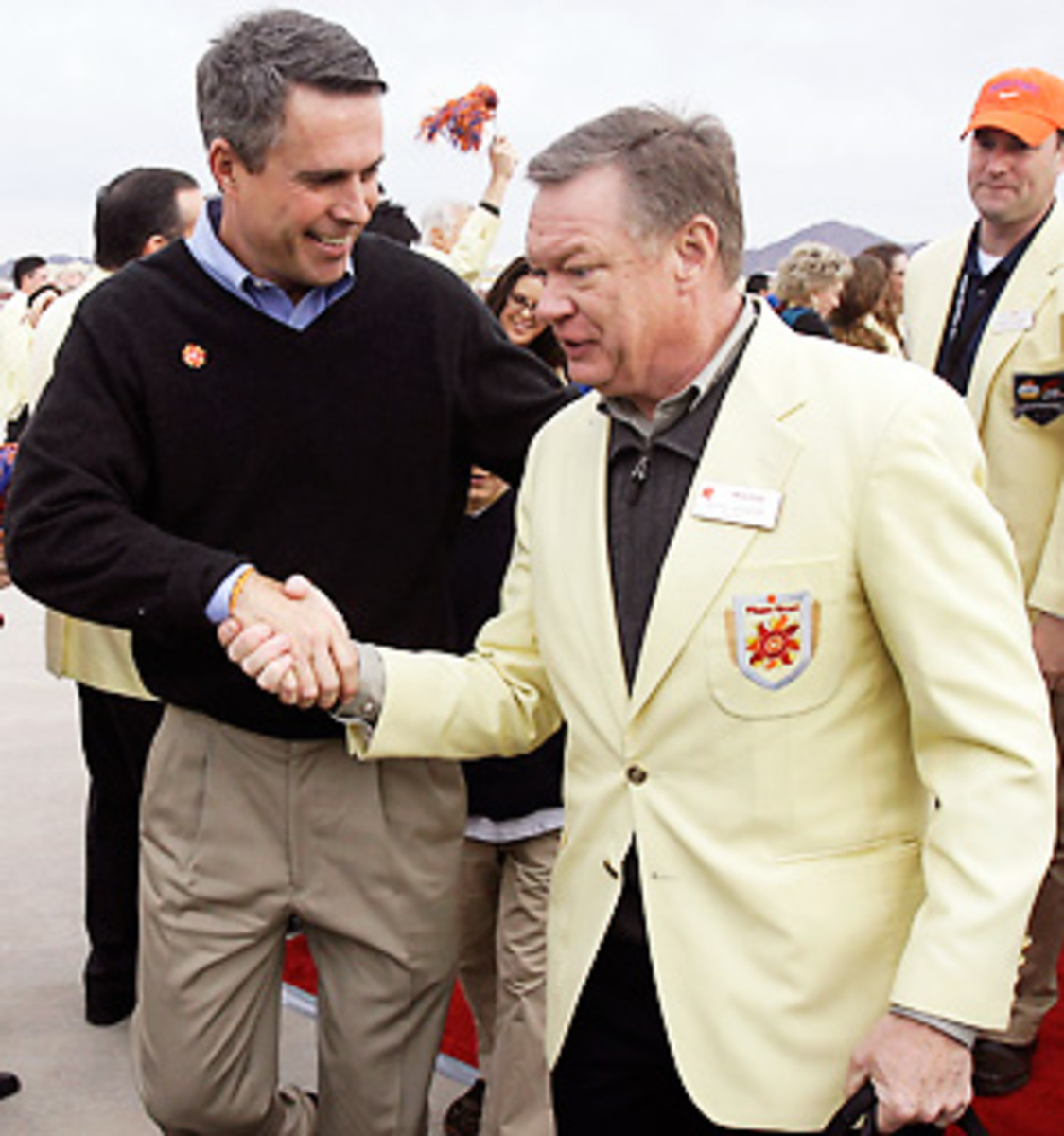 Yellow blazer to orange jumpsuit for Junker? - Sports Illustrated