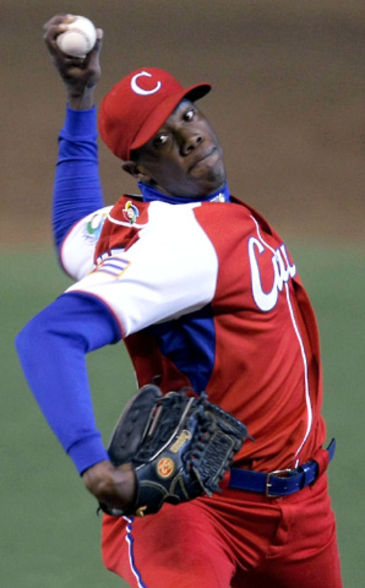 Cuban phenom expected to sign with Reds - Sports Illustrated