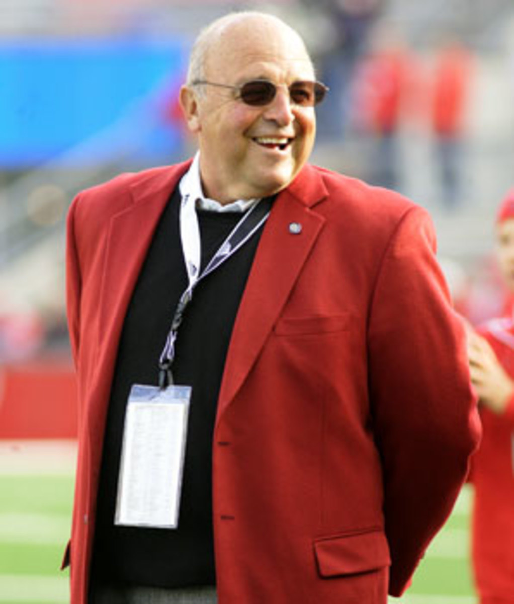 Wisconsin turns to Alvarez to coach in Rose Bowl - Sports Illustrated