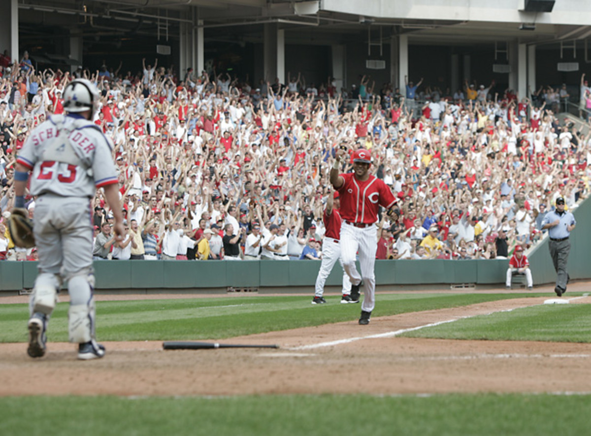 Classic Photos of Barry Larkin - Sports Illustrated
