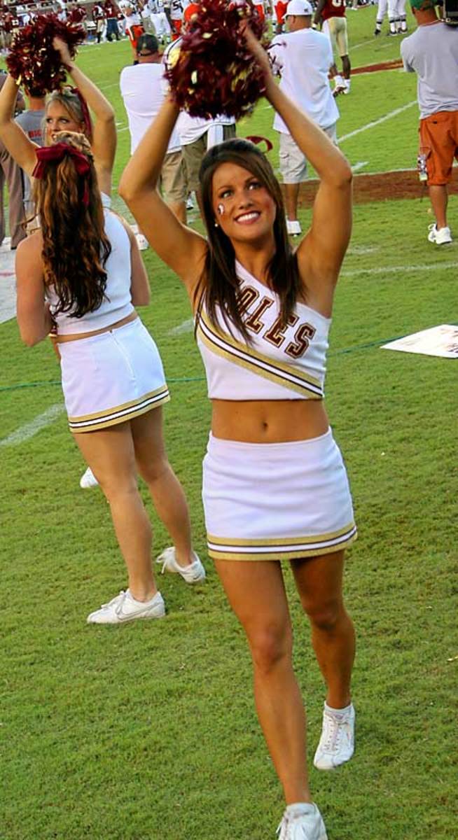 Cheerleader of the Week - Sports Illustrated