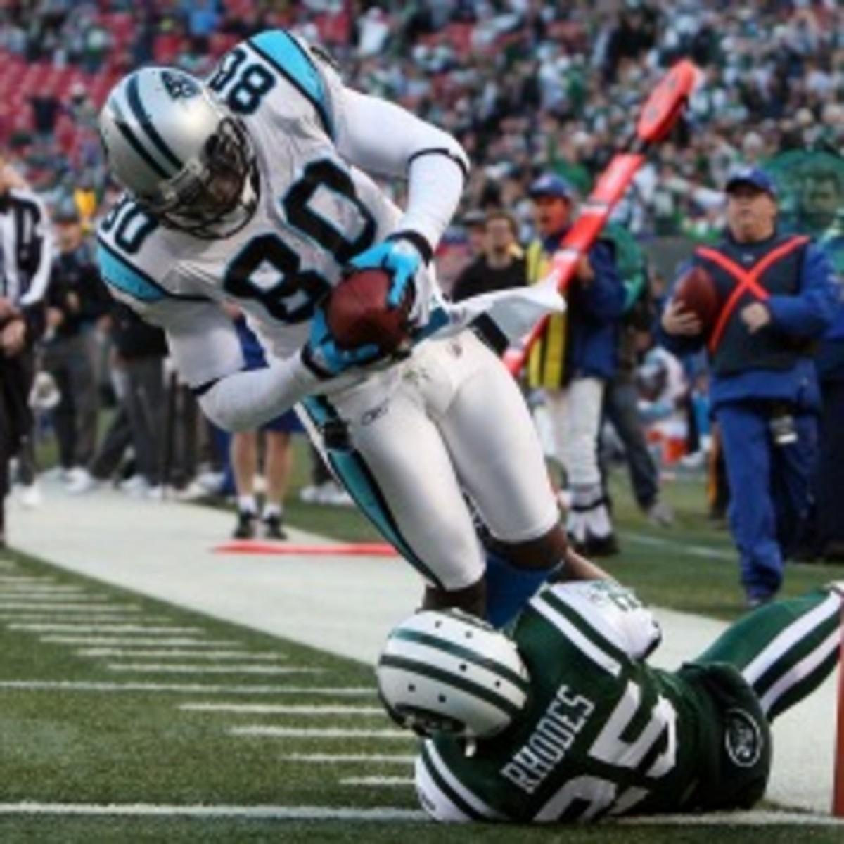 Former USC star, Carolina Panthers WR Dwayne Jarrett retires - Sports ...