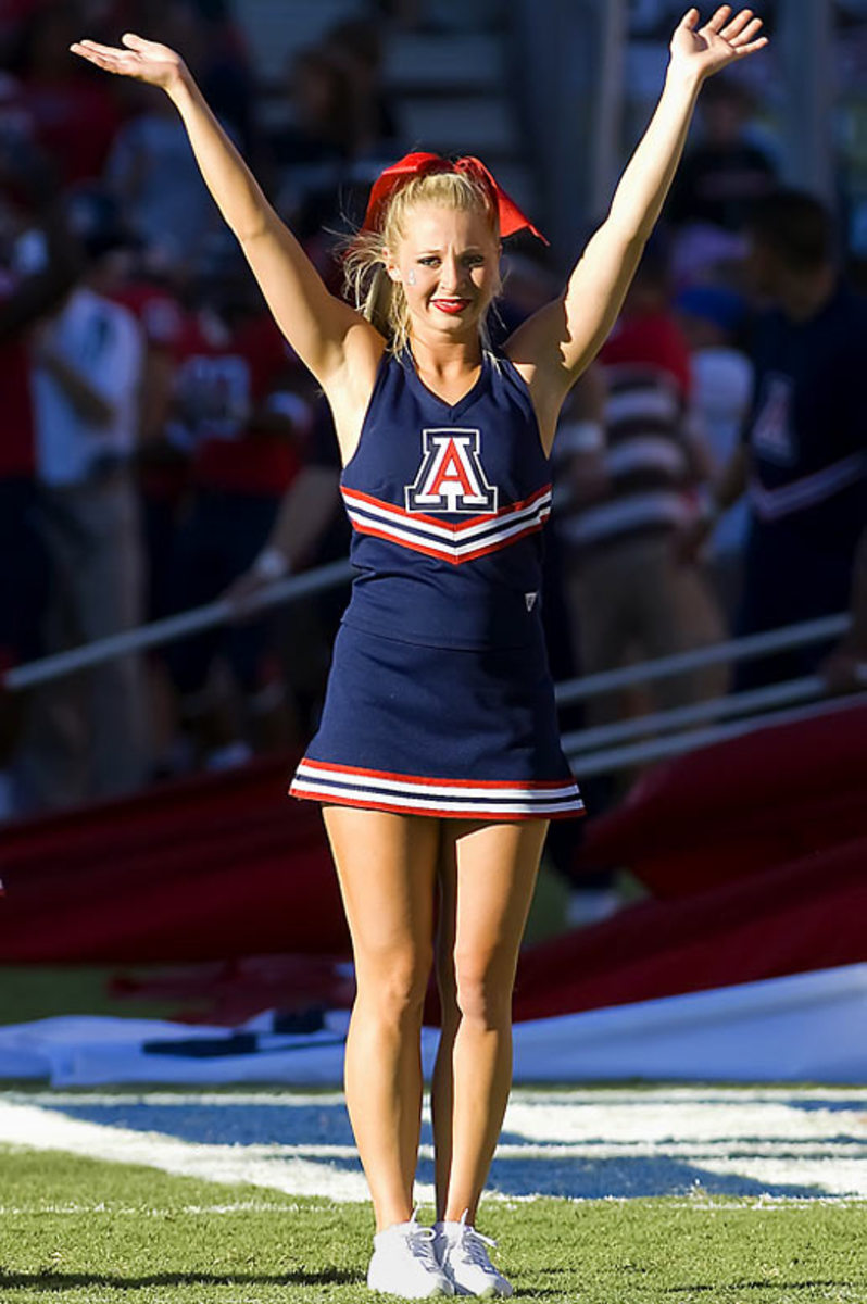 Cheerleader of the Week - Sports Illustrated