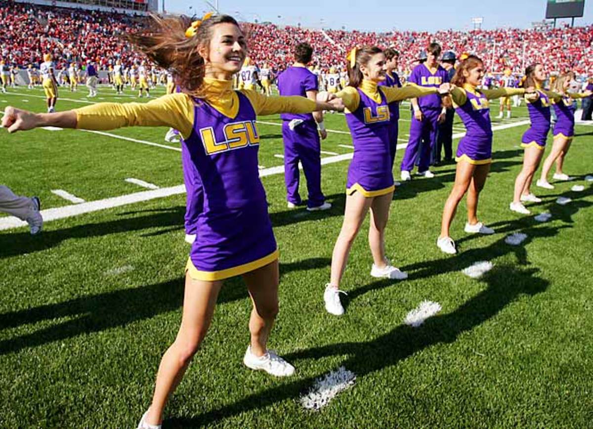 College Cheerleaders - Sports Illustrated