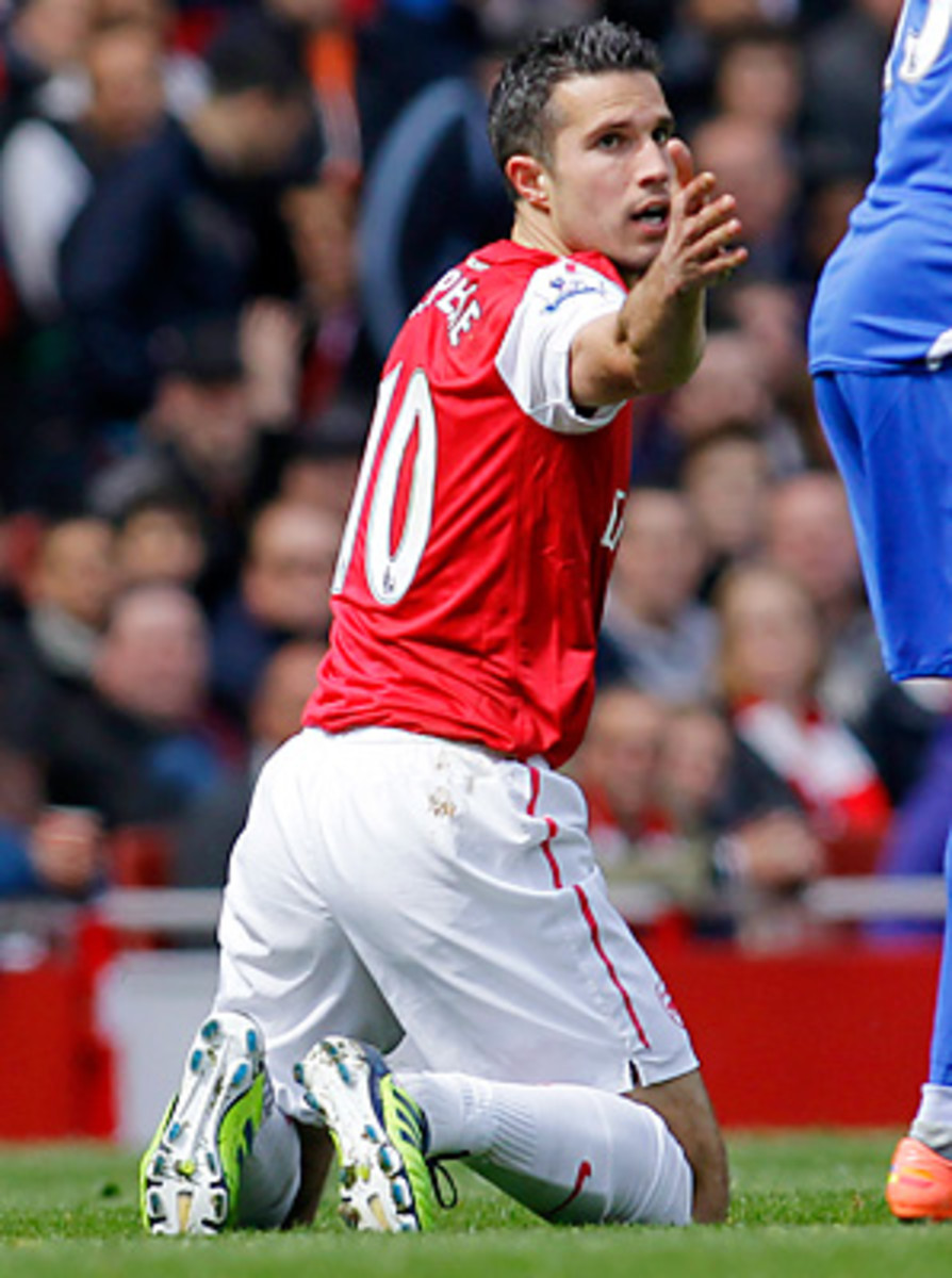 Peter Berlin: Van Persie drought deepens in Chelsea draw - Sports ...