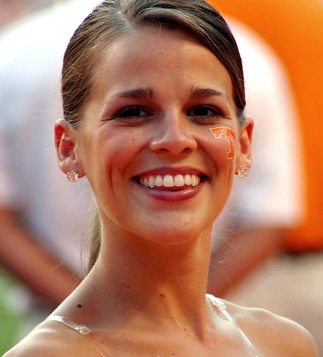 Cheerleader of the Week - Sports Illustrated