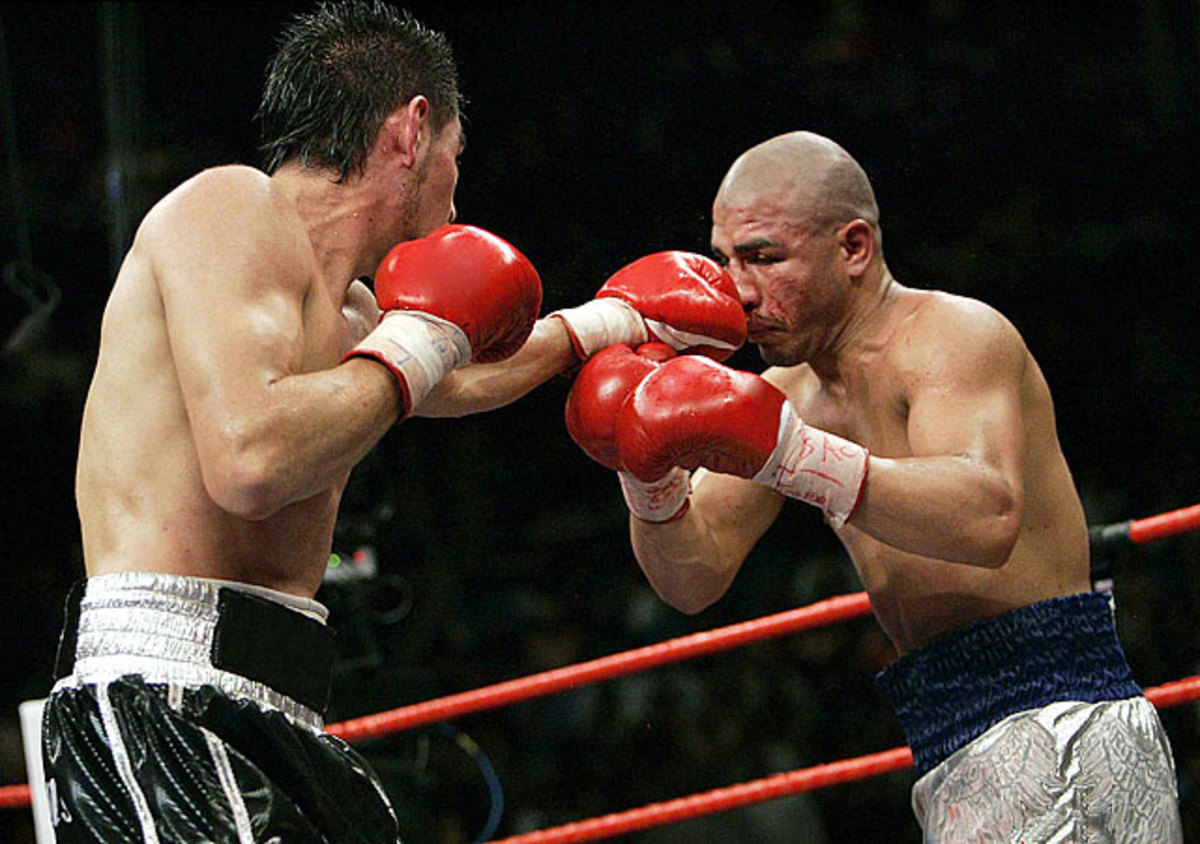 Best Shots from Margarito-Cotto I - Sports Illustrated