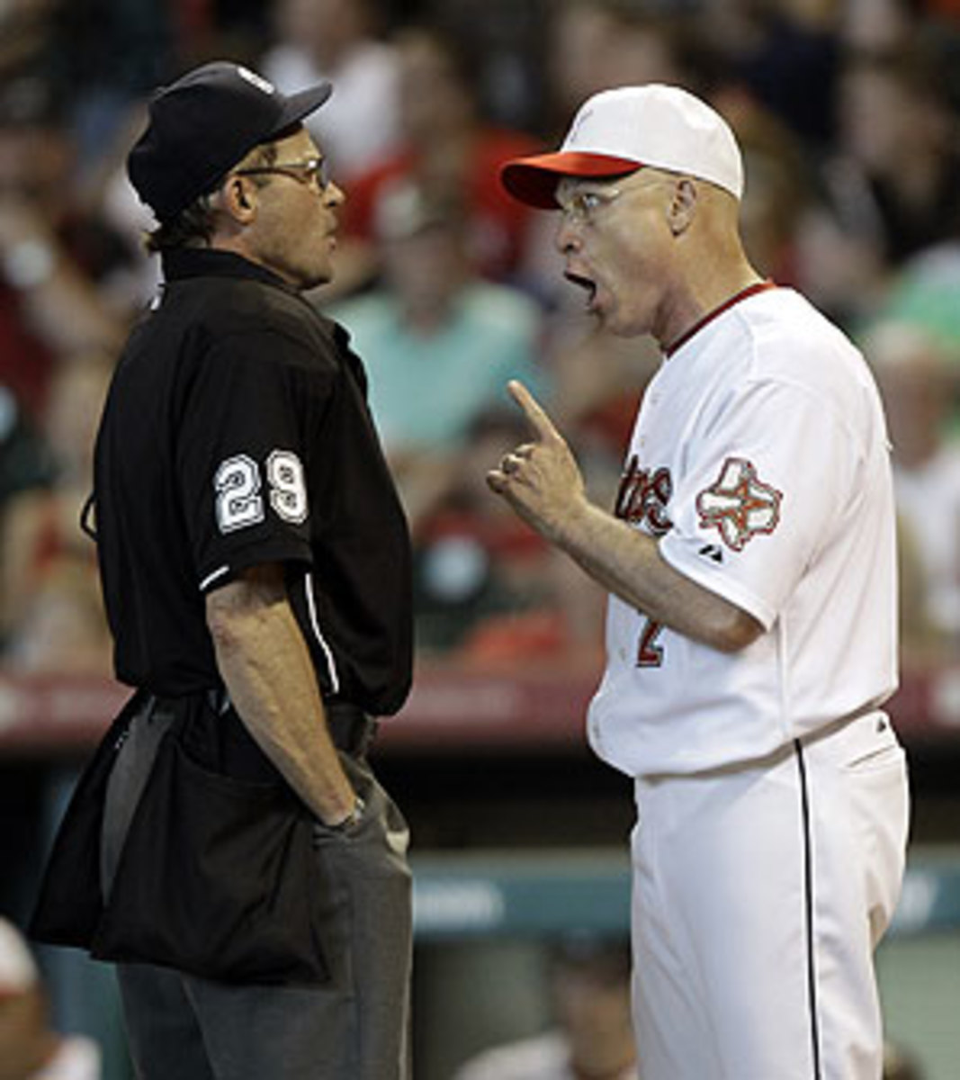 Tom Verducci: Under orders and under fire, umpires endure rocky spring ...