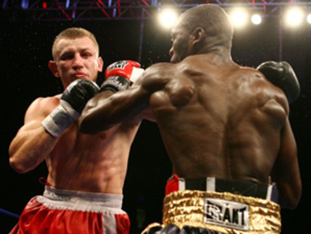 Quick Jabs: Adamek-Cunningham II set, Froch changes his mind and more ...