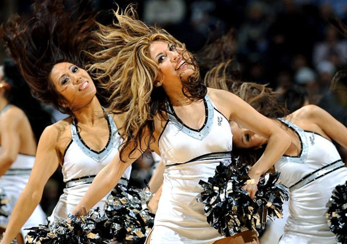 San Antonio Spurs Silver Dancers - Sports Illustrated
