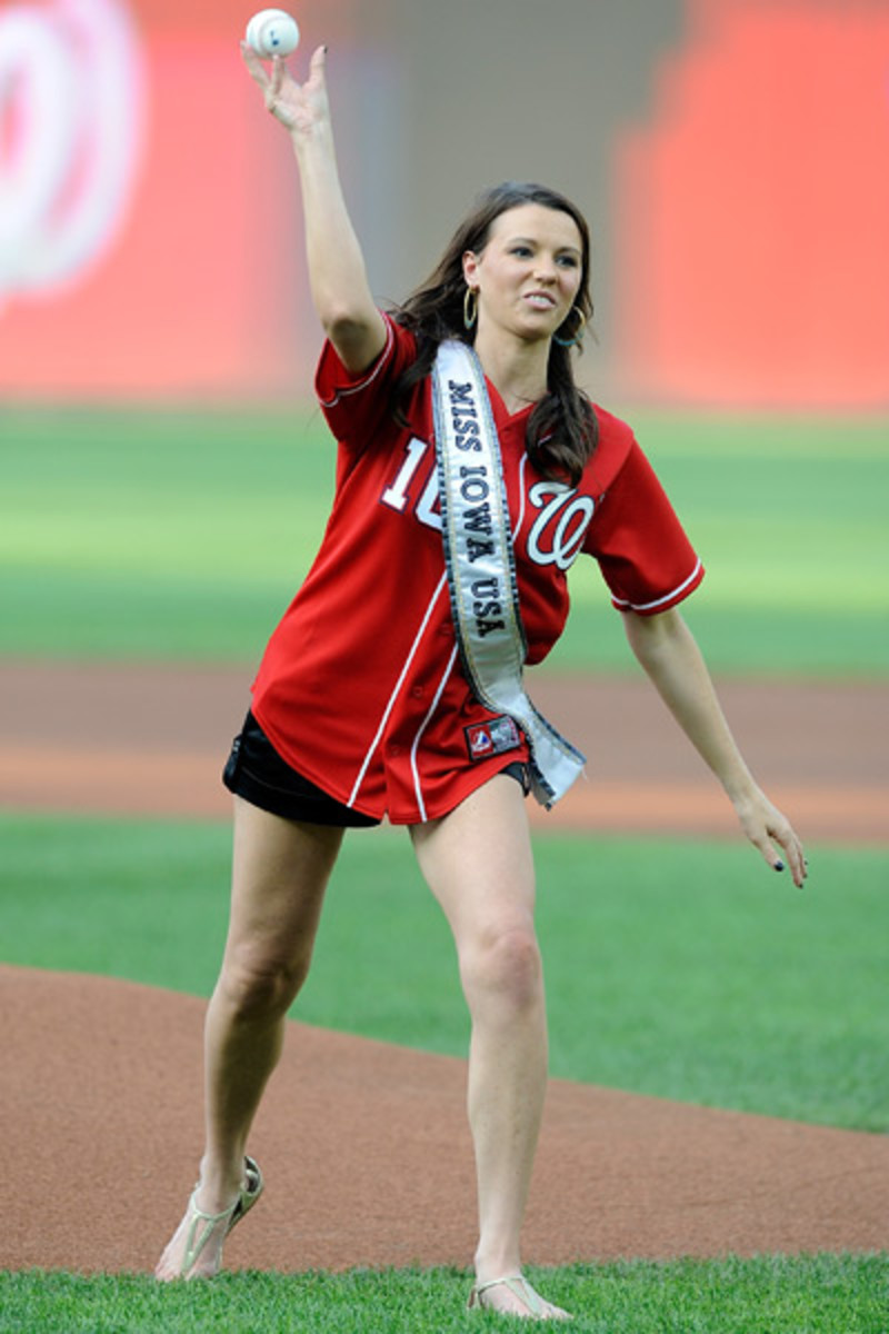 Miss Iowa, Katherine Connors, throws out first pitch at Nationals game ...