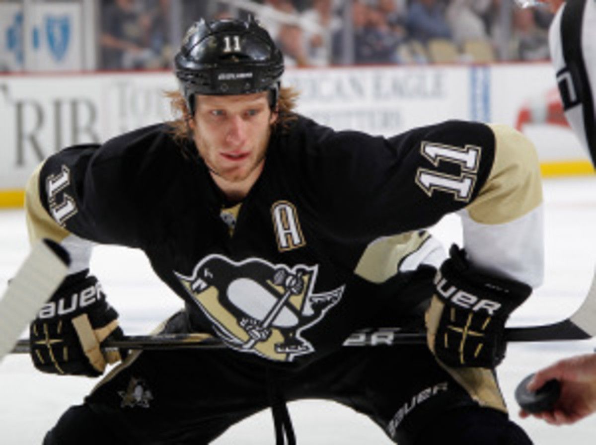 Jordan Staal learned of trade from Penguins to brother's Hurricanes on ...