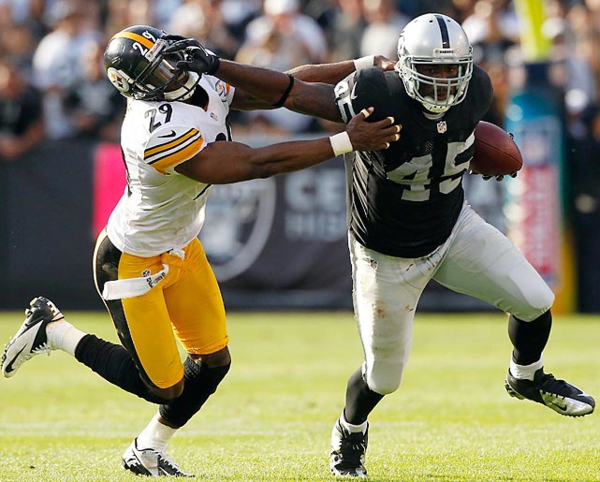 Stiff-Arming in the NFL - Sports Illustrated