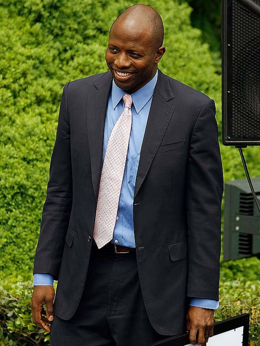 Obama Greets National Hoops Champs - Sports Illustrated