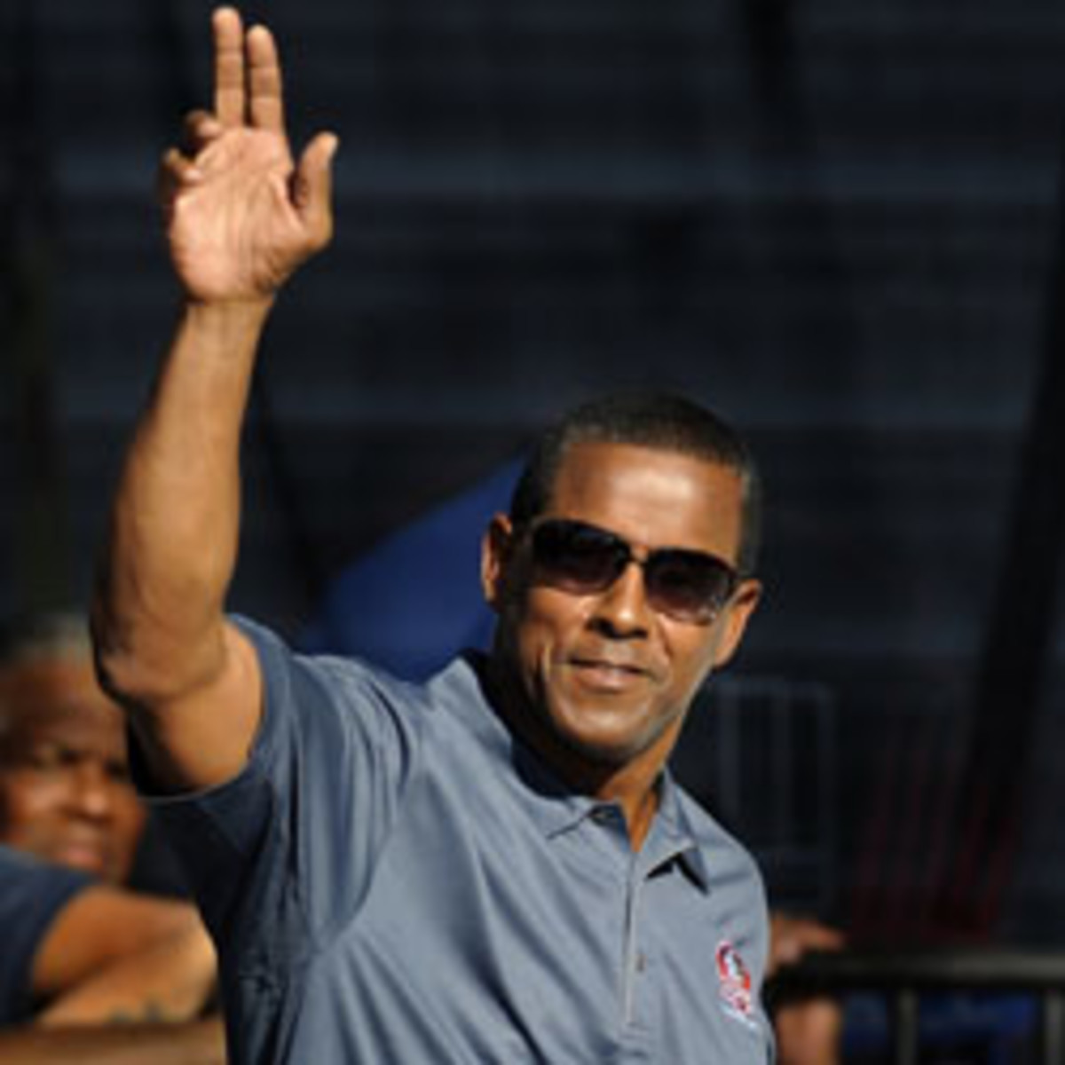 Hall of Fame RB Tony Dorsett talks about "concussion syndrome" - Sports ...