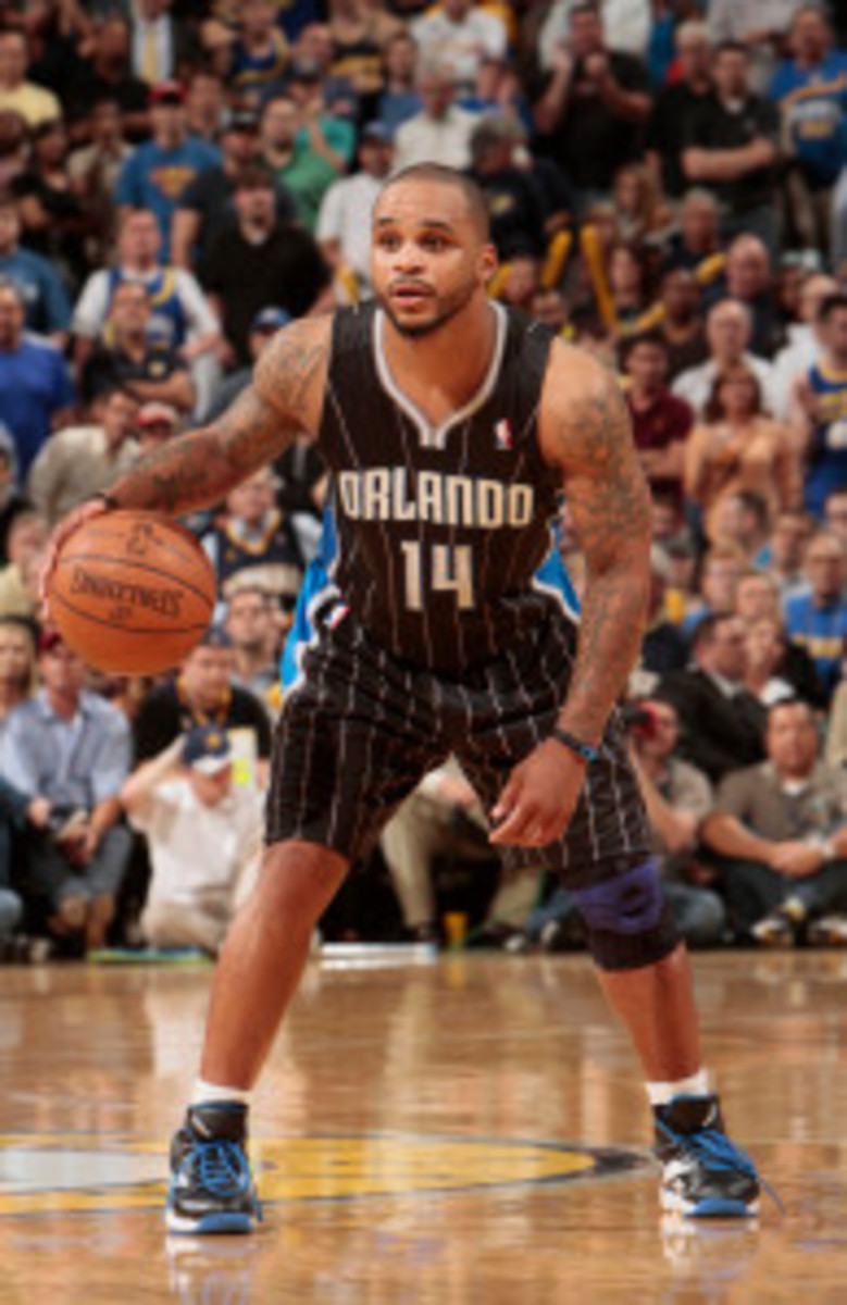 Report: Jameer Nelson re-signs with Orlando Magic for three years ...