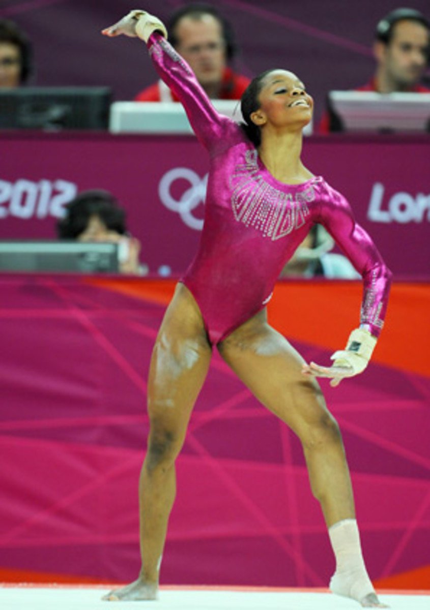 Douglas wins AP female athlete of the year honors - Sports Illustrated